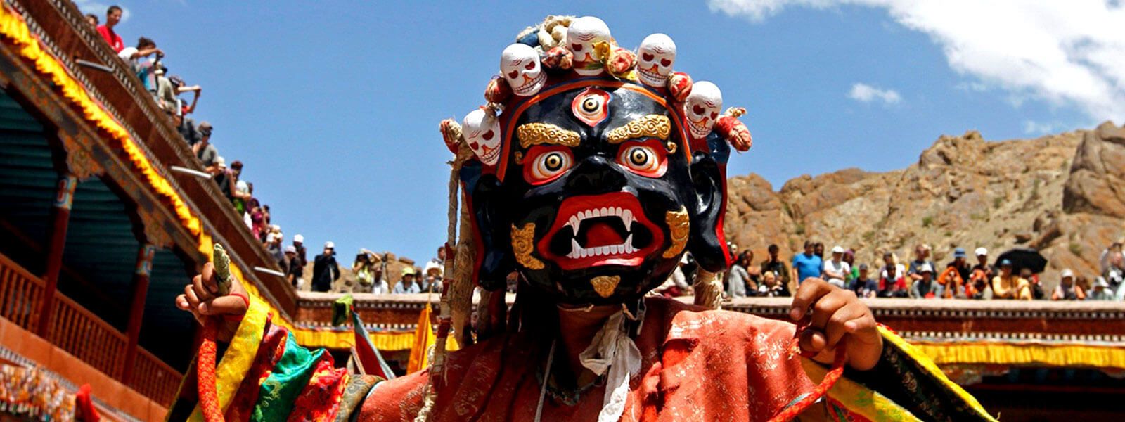 Get festive with the magical colors of Hemis celebration - Kesari Blog